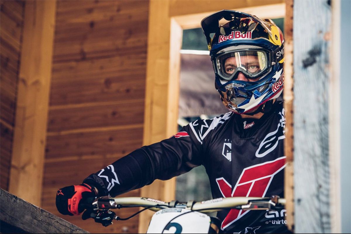 Aaron Gwin's Hunt For Gold | More Dirt